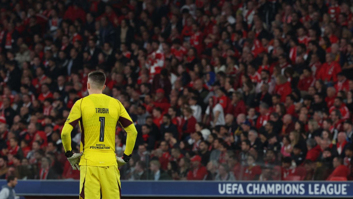 ANATOLIY TRUBIN SÓ CONQUISTA SUSPIROS! GUARDIÃO DO BENFICA SOMA ELOGIOS ...