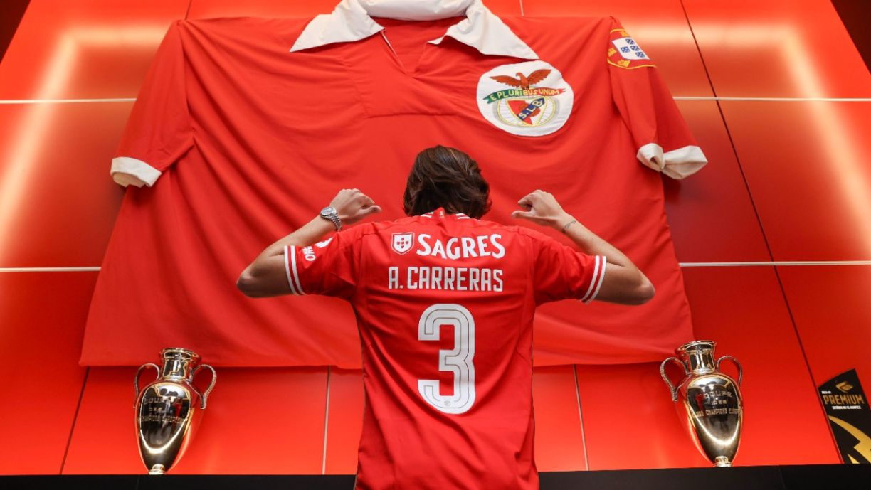 ÁLVARO CARRERAS JÁ FALA À BENFICA! NOVO LATERAL-ESQUERDO JÁ DEFINIU ...