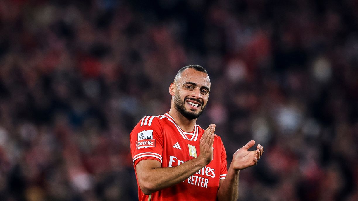 BENFICA DÁ DESTAQUE A ARTHUR CABRAL NAS REDES SOCIAIS E CAMPEÃO PELO ...