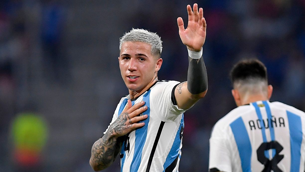 ENZO FERNÁNDEZ DE VOLTA À RIBALTA: EX BENFICA FAZ UM GOLAÇO E FAZ ...