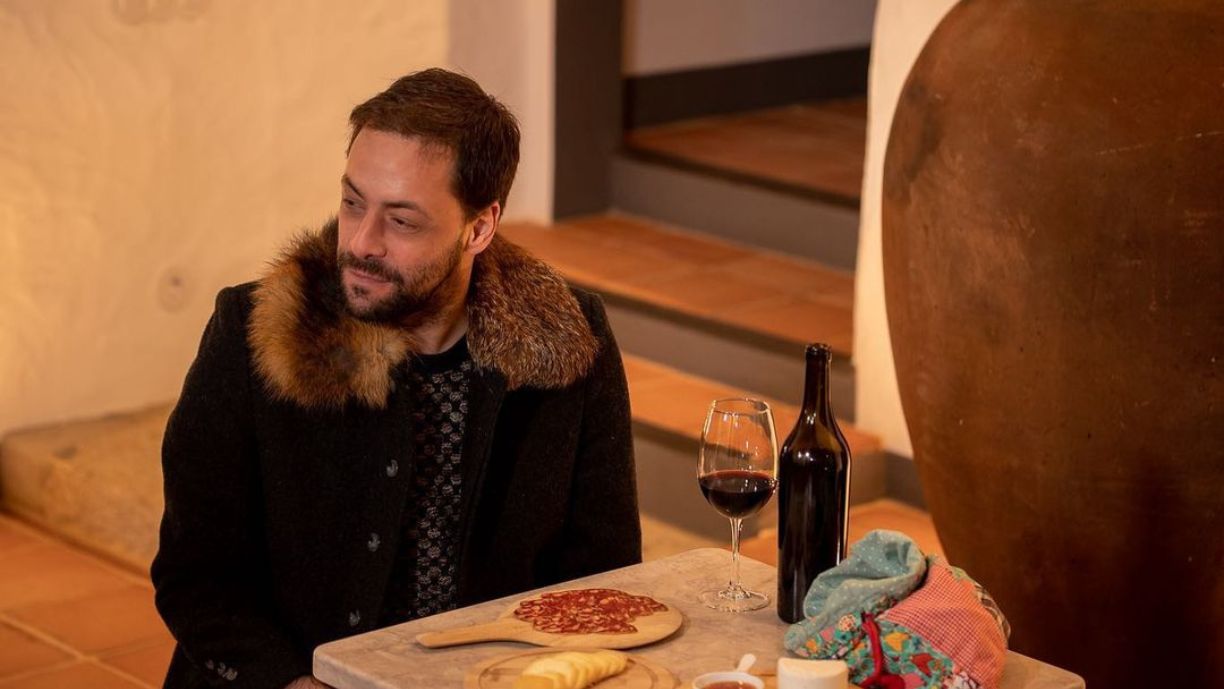 POR ESTA NINGUÉM ESPERAVA! ANTÓNIO ZAMBUJO VIVE AMOR SECRETO COM ...